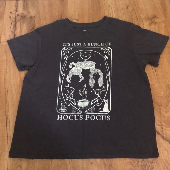Disney | Tops | Nwot Disney Hocus Pocus Graphic Tee | Poshmark